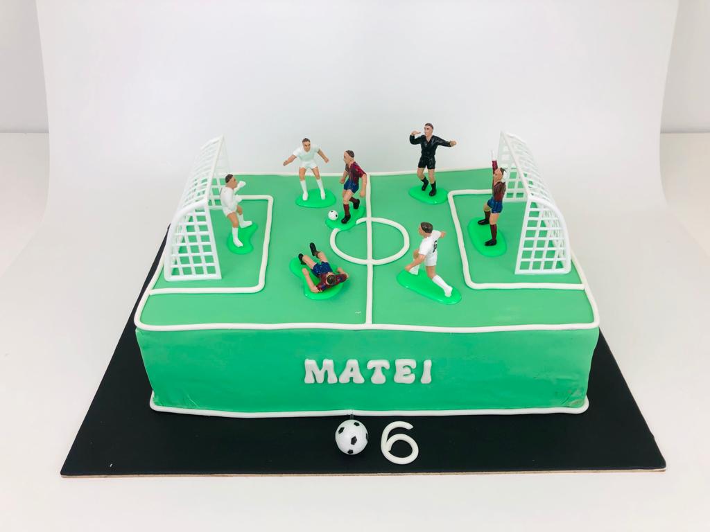 Tort Teren de Fotbal – Lara Sweets