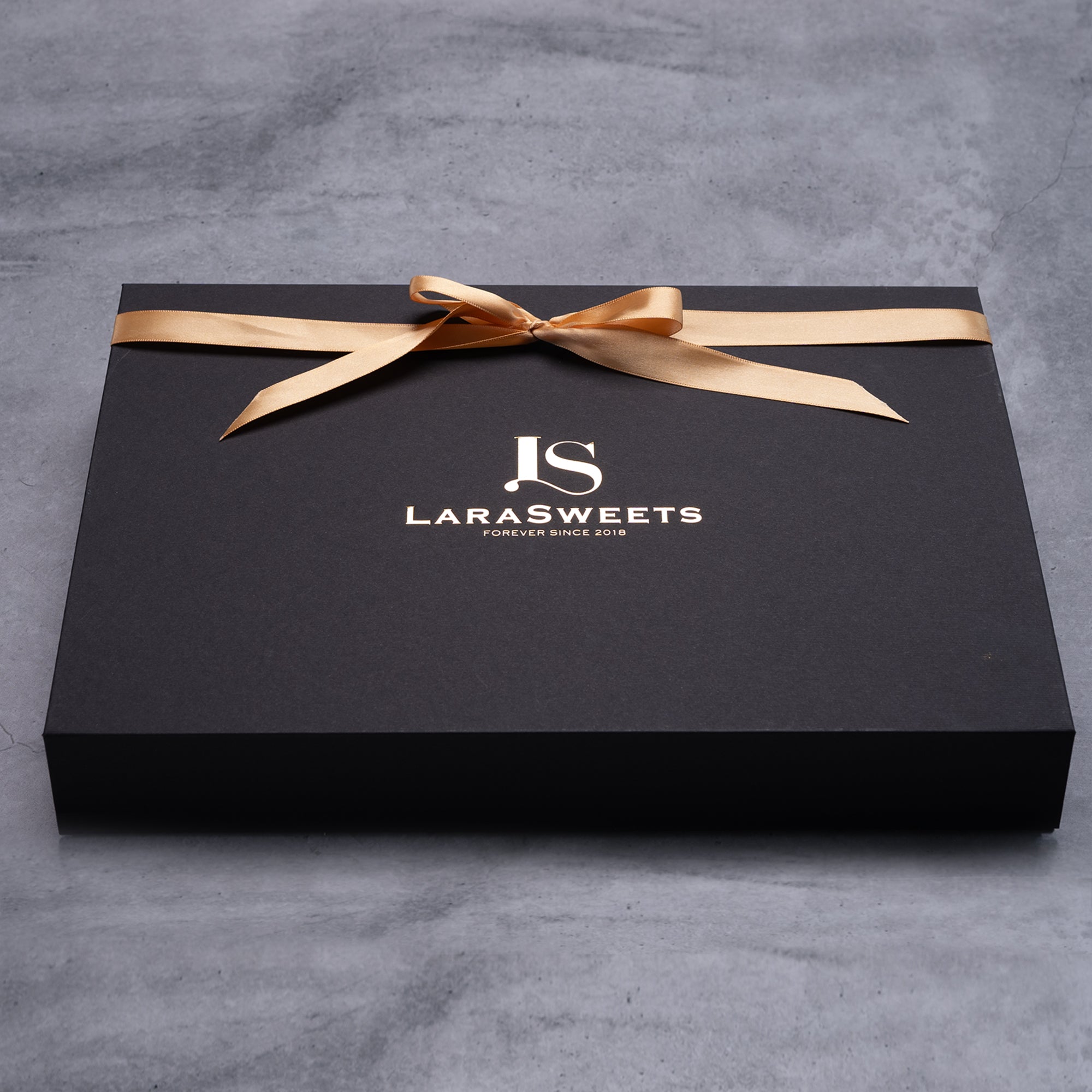 Black Luxury Box – Lara Sweets